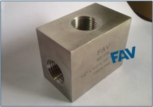 High Pressure Block Cross,10000 psi , 700 Bars in NPT and BSP